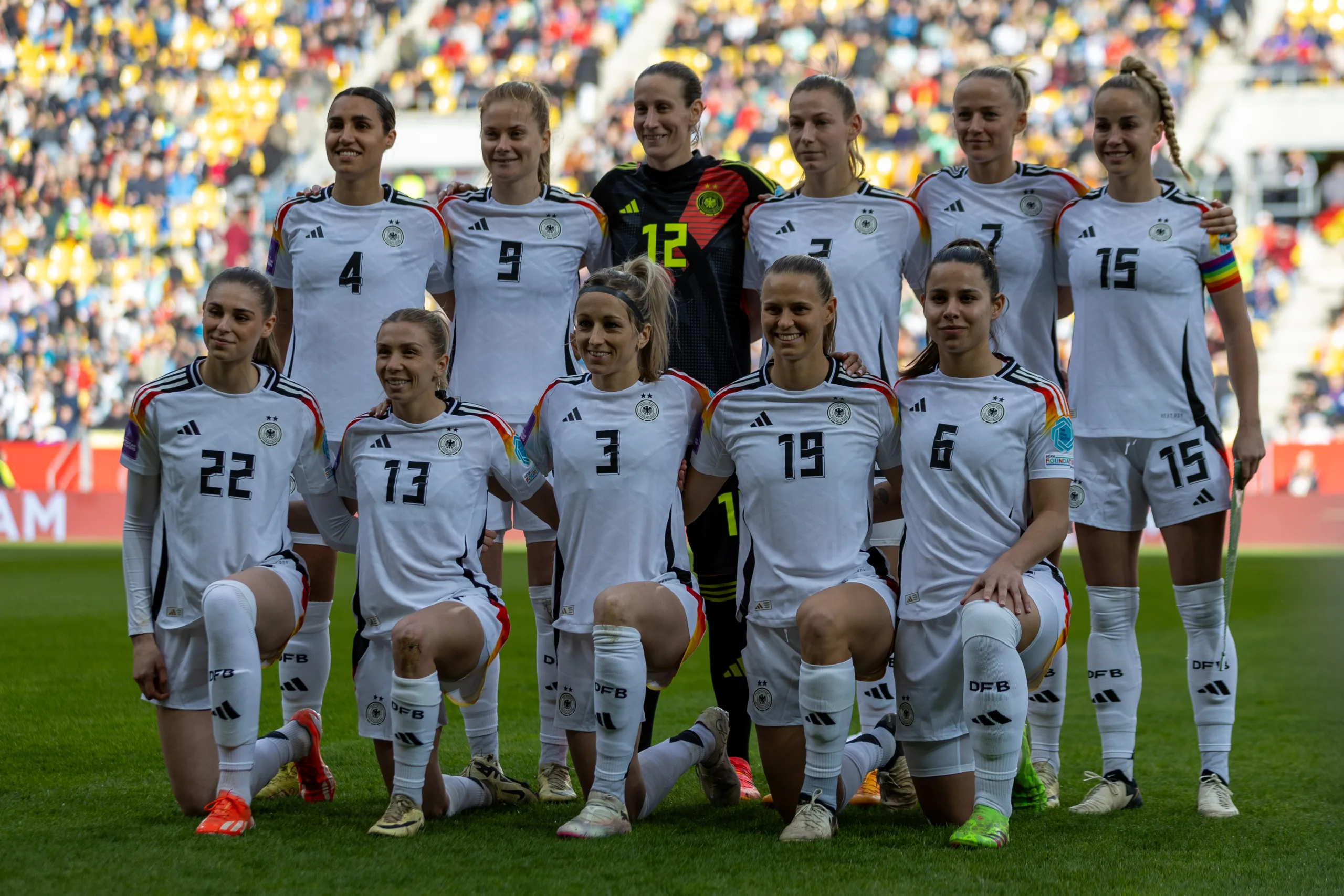 DFB-Frauen erfolgreich in Aachen – FUN FM